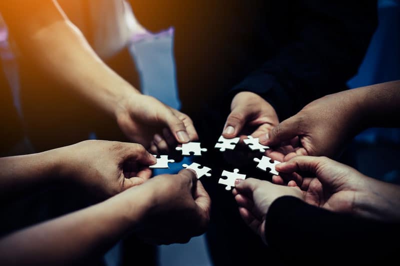 Parteneri și sponsori - Fundația Inocenți